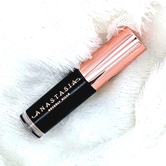 Anastasia Beverly Hills | Makeup | Anastasia Magic Touch Concealer ...